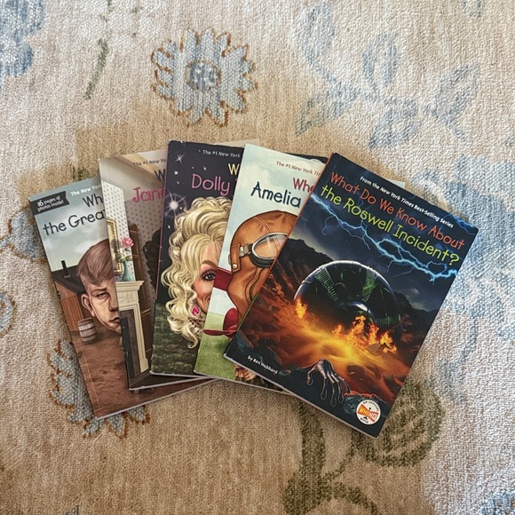 Other | Set Of Who Was What Was Books | Poshmark